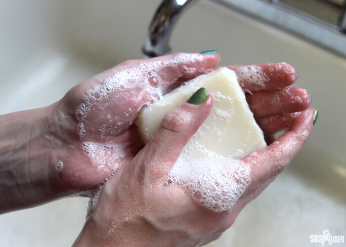 Single Oil Cold Process Soap Lather Tests - Soap Queen